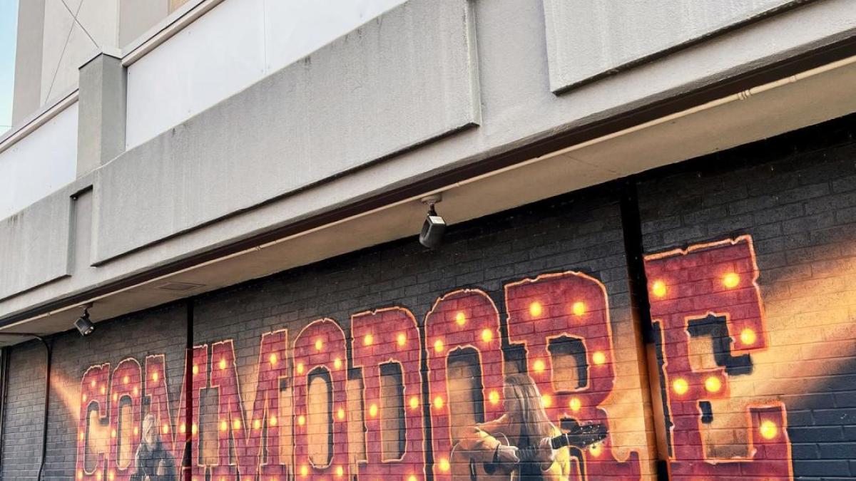 Commodore Mural | Visit Nashville TN